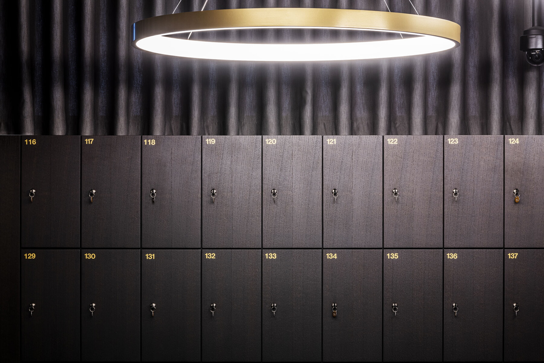 Schliessfächer, Fächerschränke und Wertfachschränke von MAKK